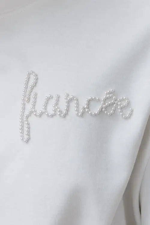 UNTAMED PETALS Fiancee Tee