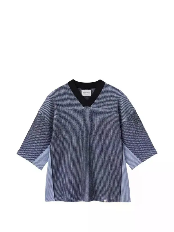 MAGIC STICK V-neck T-shirt