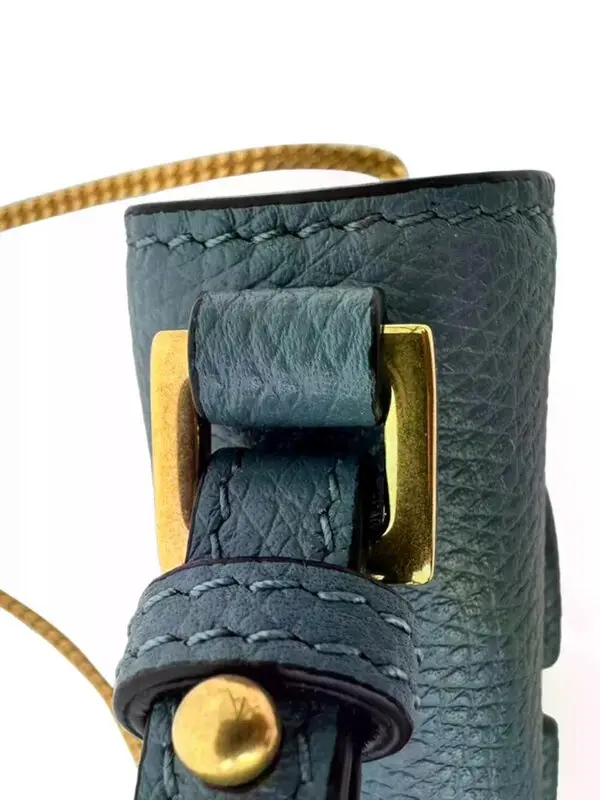 Valentino Garavani Vlogo Chain Leather Pouch