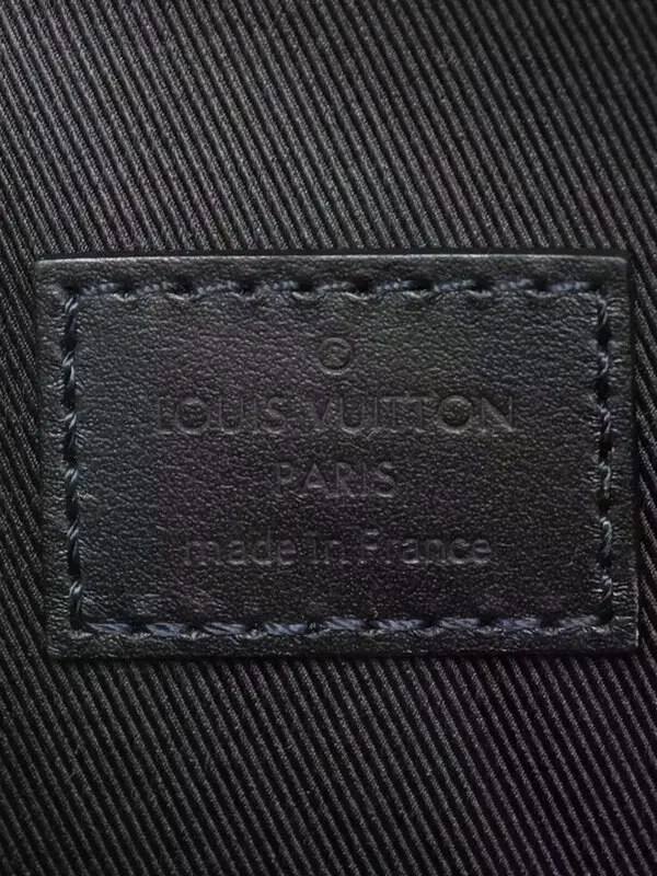 LOUIS VUITTON Monogram Eclipse Steamer Wearable Wallet Crossbody Bag