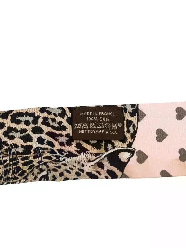 Hermès 2010-2018 Jungle Love Love Silk Twilly Scarf Scarves - Pink