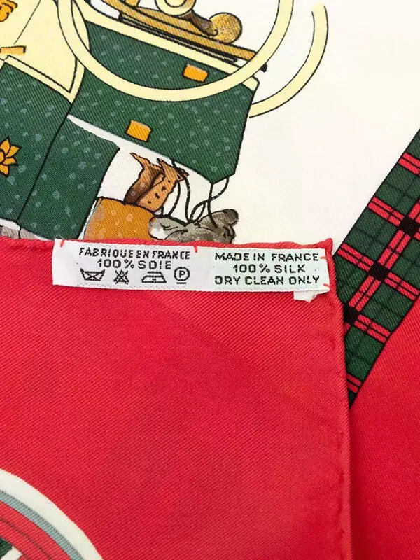 Hermès 1975 L Hiver En Poste Silk Scarf 90 Scarves - White