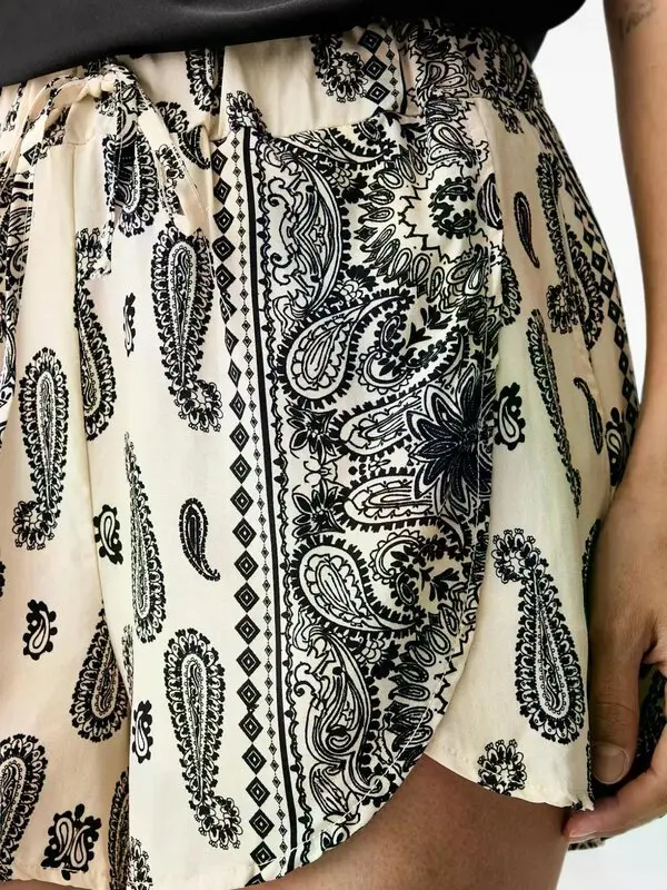VICOLO Paisley Print Drawstring Shorts