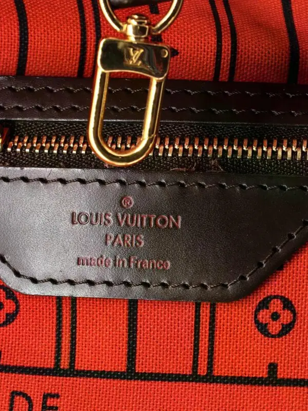 LOUIS VUITTON Neverfull Damier Mm Tote Bag