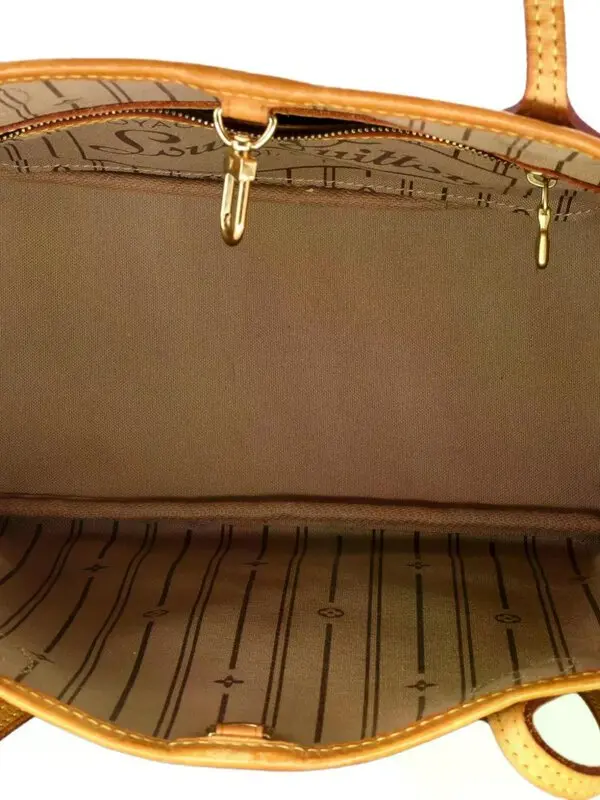 LOUIS VUITTON Monogram Canvas Tote Bag - Brown