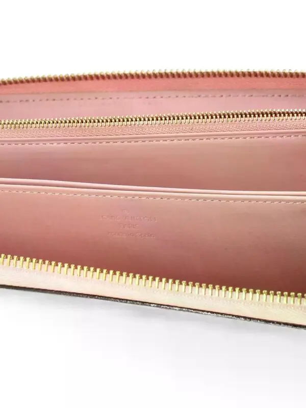 LOUIS VUITTON Zippy Wallet Monogram Vernis Small Wallets - Pink