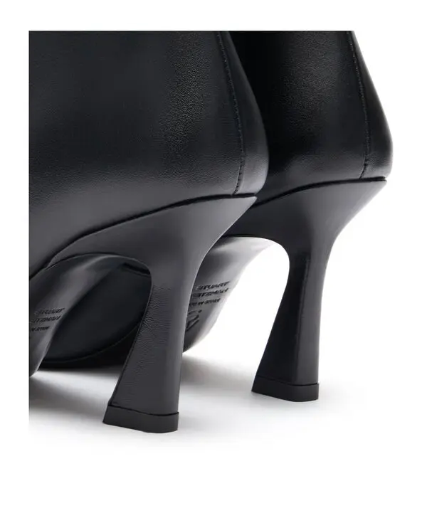 STUART WEITZMAN Pointed-toe Leather Boots