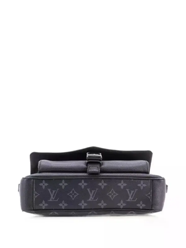 LOUIS VUITTON Monogram Taigarama Outdoor Flap Messenger Bag - Black