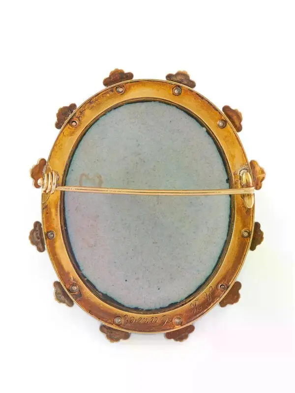LB EXCLUSIVE Egyptian Revival Brooch
