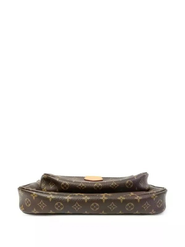 LOUIS VUITTON Multi Pochette Accessoires Monogram Shoulder Bag