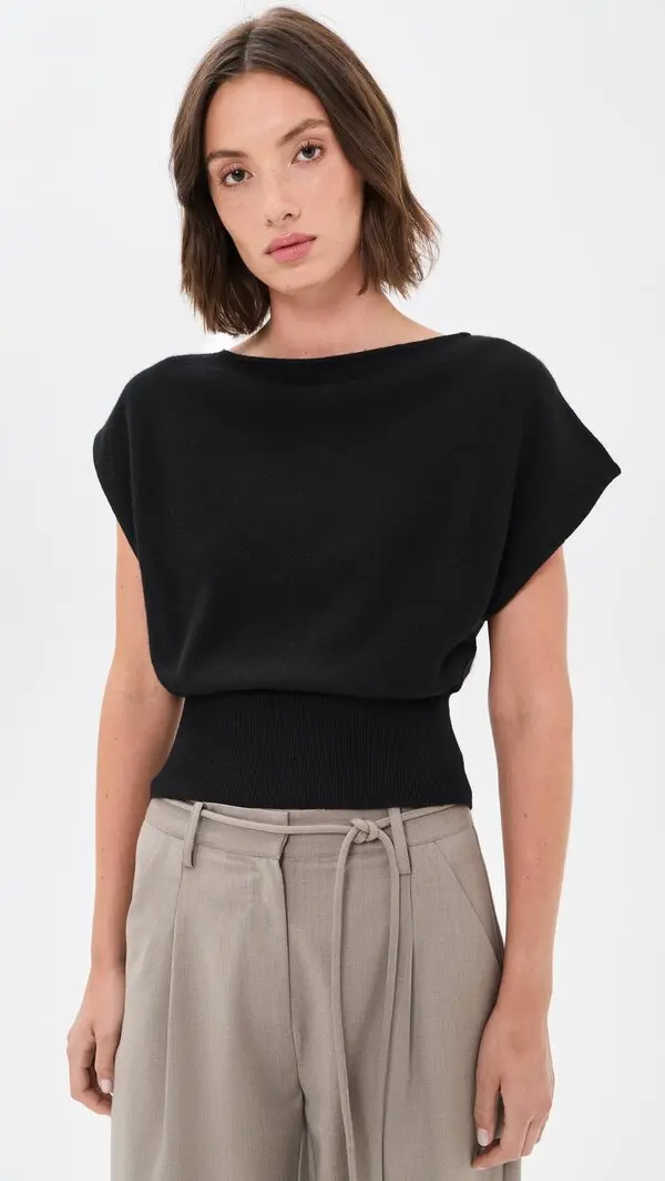 ST. AGNI Cashmere Asymmetrical Top