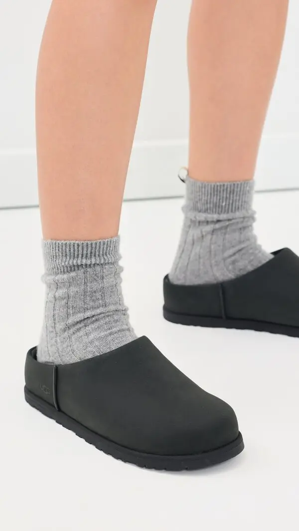 UGG Otzo Clogs - Black