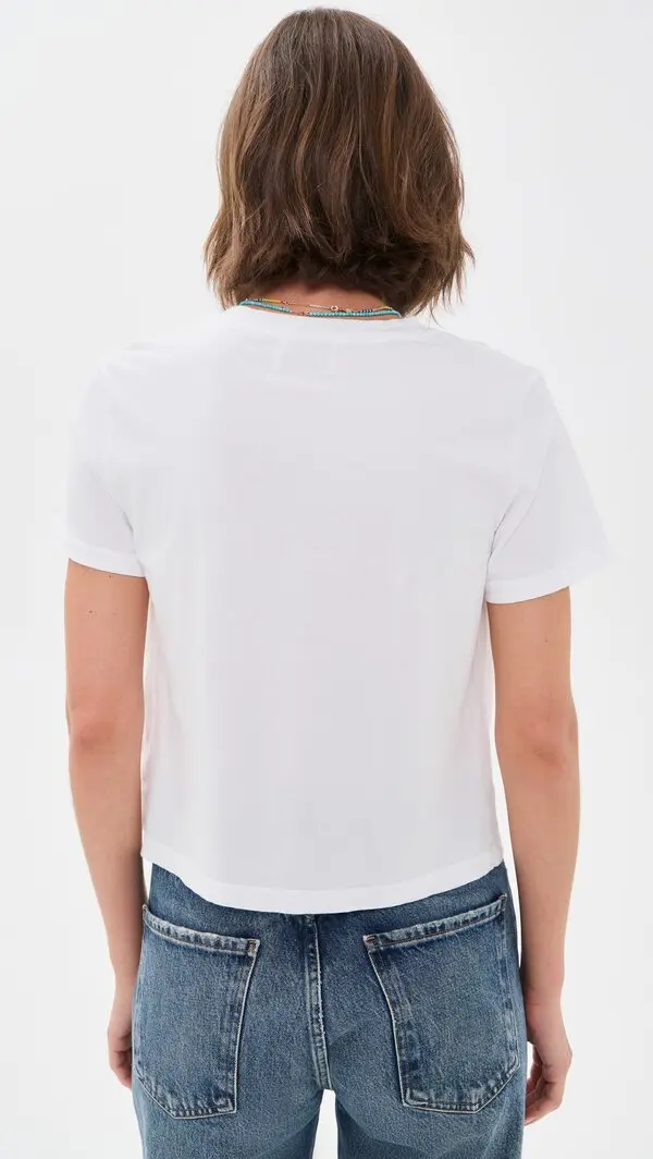 SUNNY SOMEWHERE Beachside Summer Everyday Tee