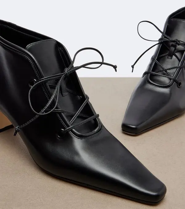 Manolo Blahnik Leather Lace-up Ankle Boots