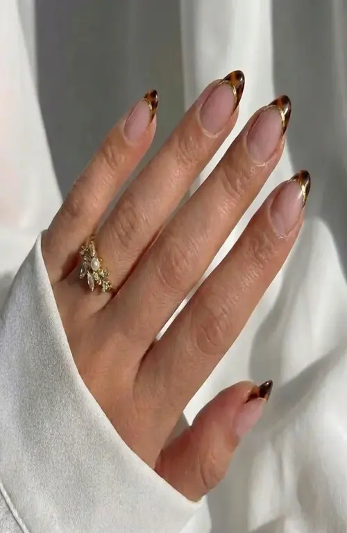 NAIL POP STUDIO Almond Press On Nails