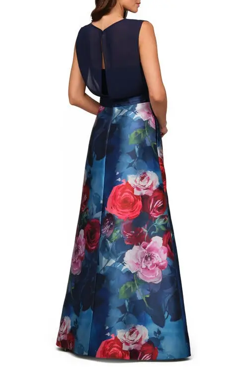 KAY UNGER Eileen Sleeveless Mixed Media Gown