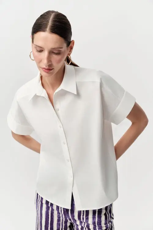 EXQUISE Tegan Poplin Short Sleeve Shirt
