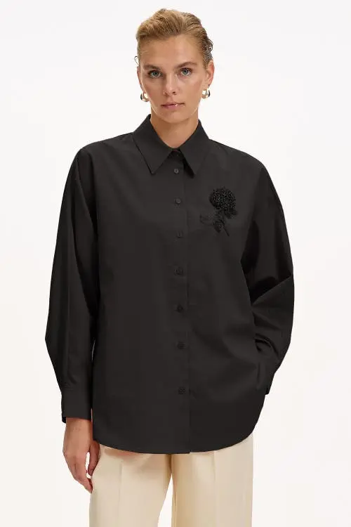 EXQUISE Jaelyn Embellished Long Sleeve Shirt - Black