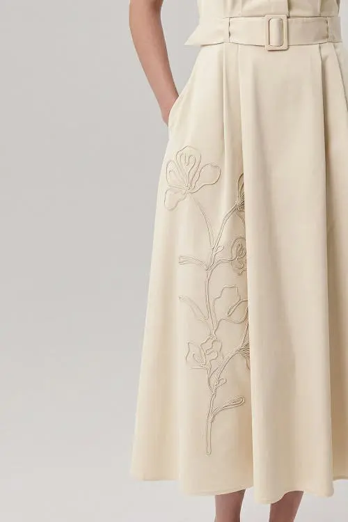 EXQUISE Kelsie Short Sleeve Midi Shirt Dress With Floral Embroidery - Cream