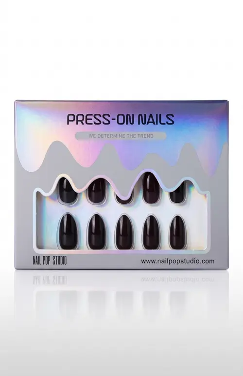 NAIL POP STUDIO Almond Press-on Nails