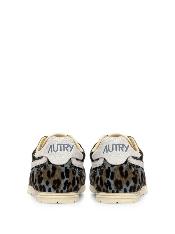 AUTRY Windspin Low Sneakers In Leopard Cavallo - Grey
