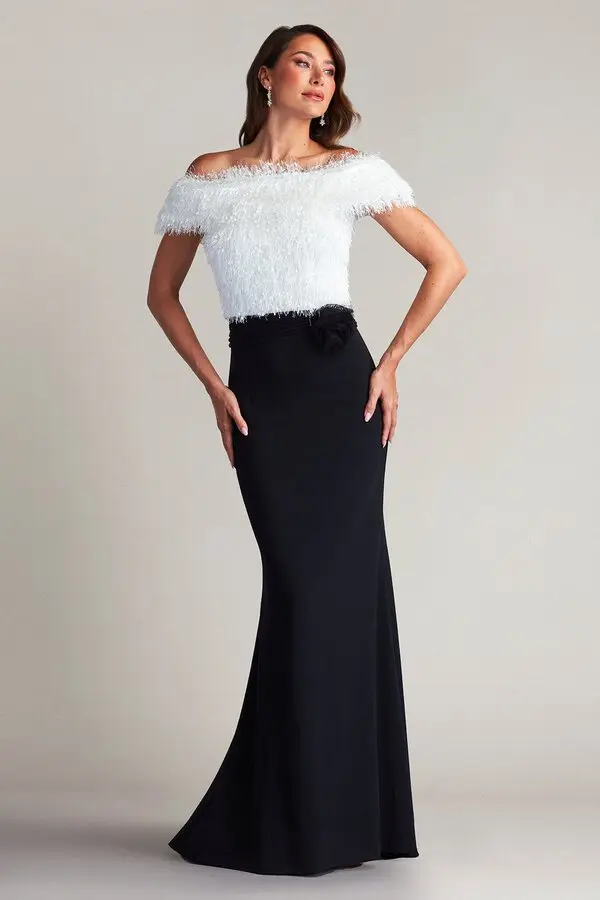 Tadashi Shoji Jana Eyelash Yarn & Crepe Gown - Ivory/black