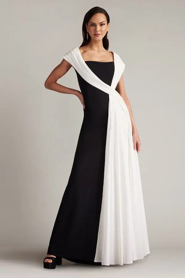 Tadashi Shoji Mckenna Draped Sash Gown - Ivory/black