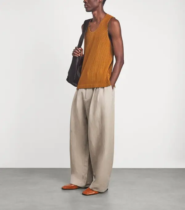 Issey Miyake Pleated Sleeveless Top - Brown