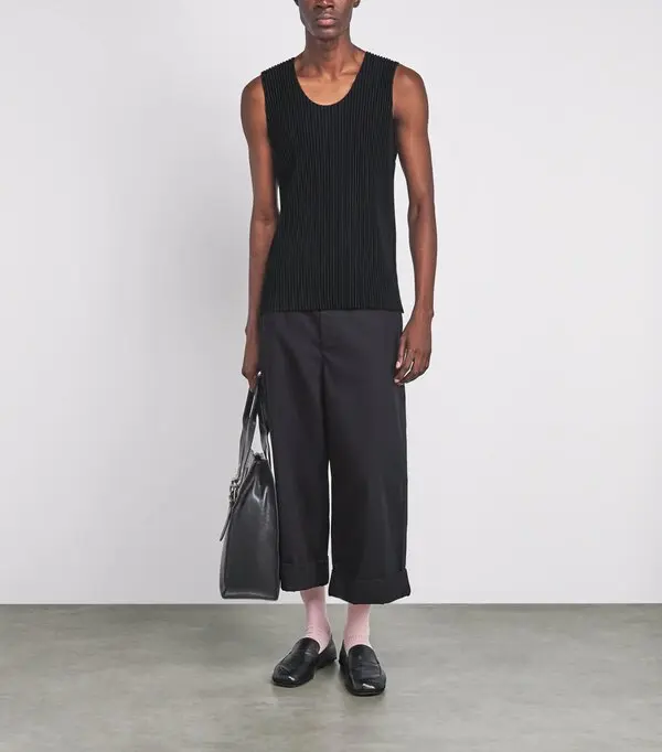 Issey Miyake Pleated Vest - Black