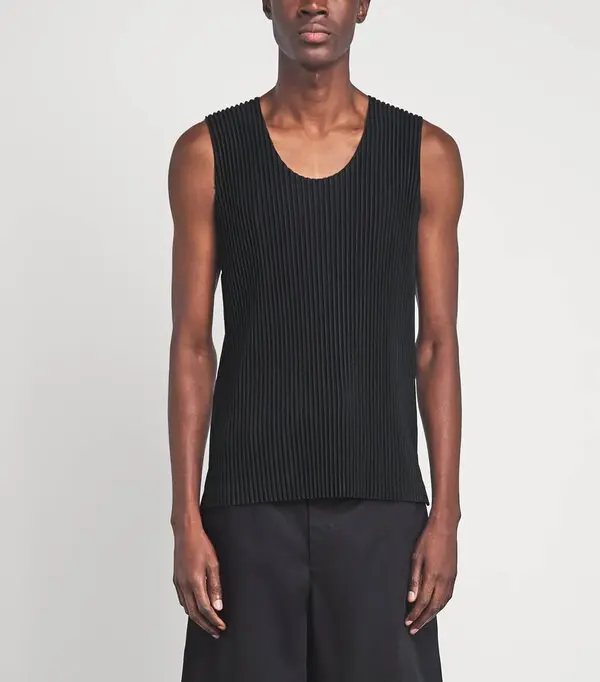 Issey Miyake Pleated Vest - Black