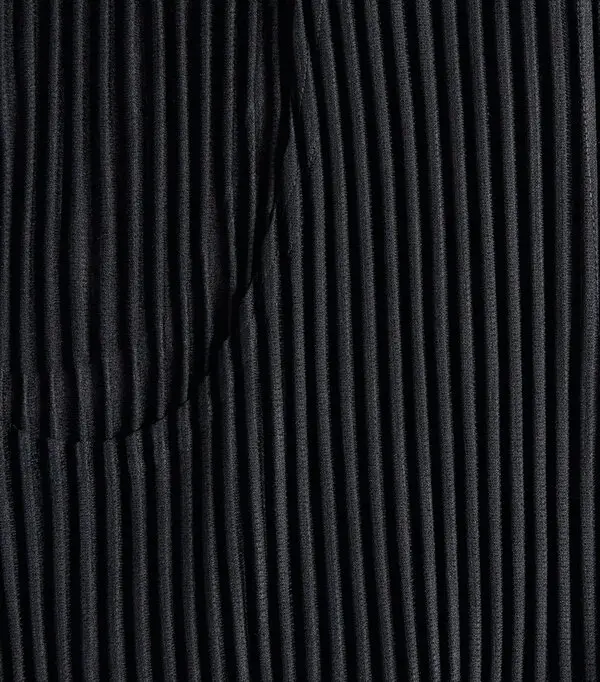 Issey Miyake Pleated Vest - Black