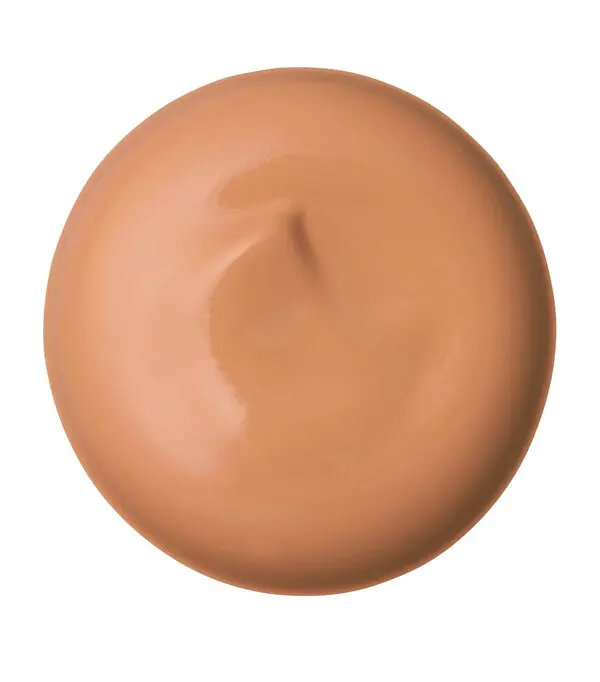 CLE DE PEAU BEAUTE Radiant Cream Foundation