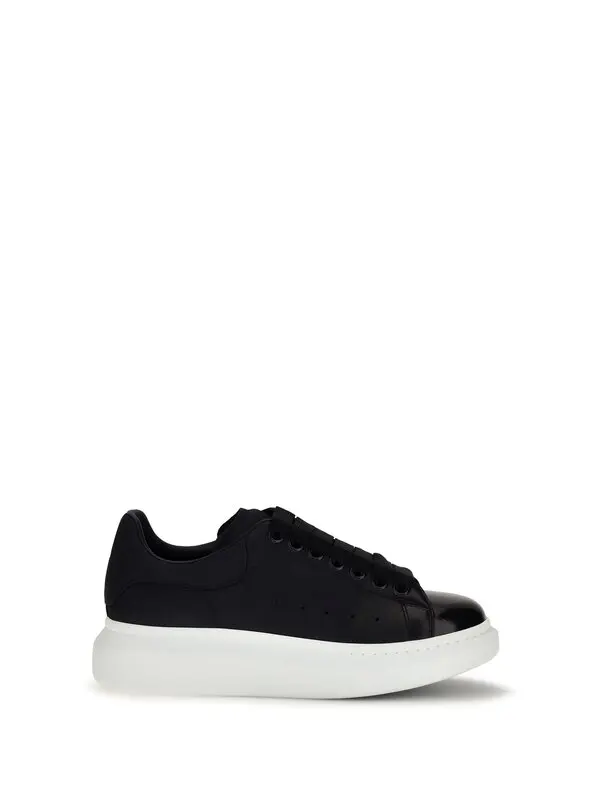 Alexander McQueen Oversized Sneakers In Lea - Blue