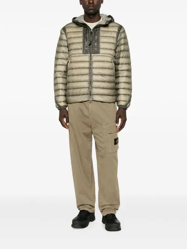 C.P. COMPANY Goggle Short Down Jacket