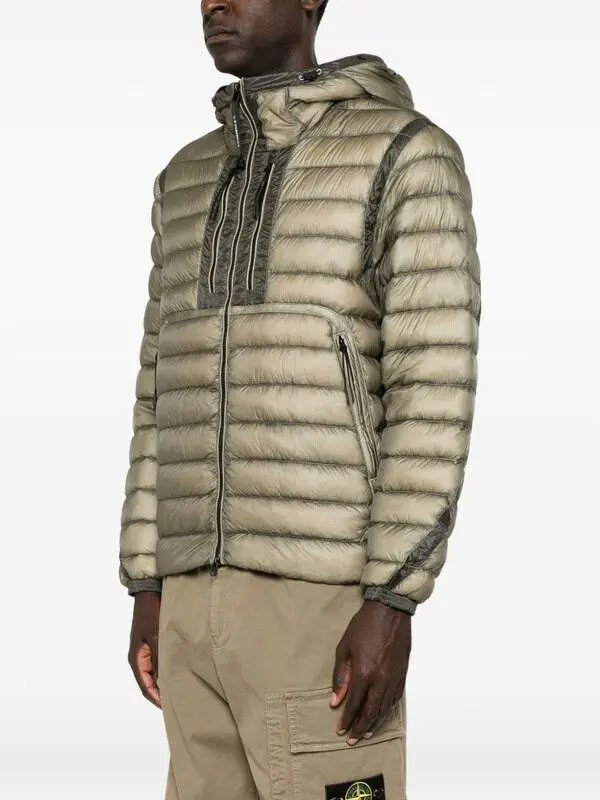 C.P. COMPANY Goggle Short Down Jacket