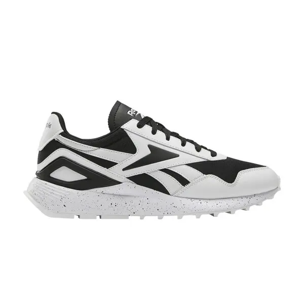REEBOK International /white