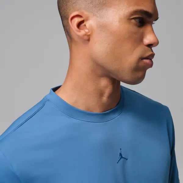JORDAN Sport Flightweight Dri-fit Top - Blue