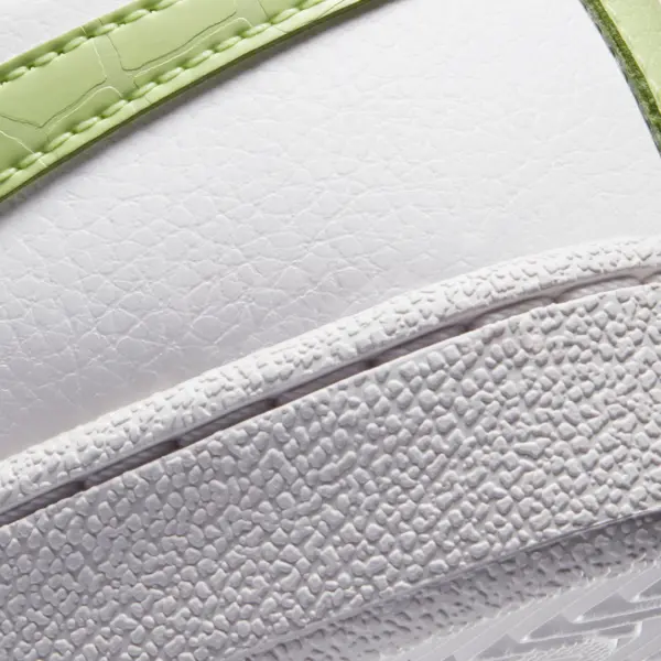 Nike Court Royale Shoes