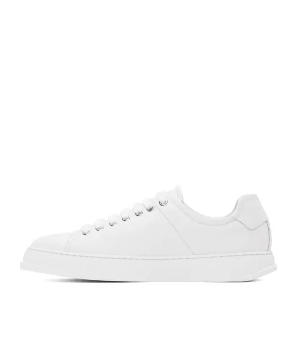 FERRAGAMO Logo Embossed Low Upper Board Shoes
