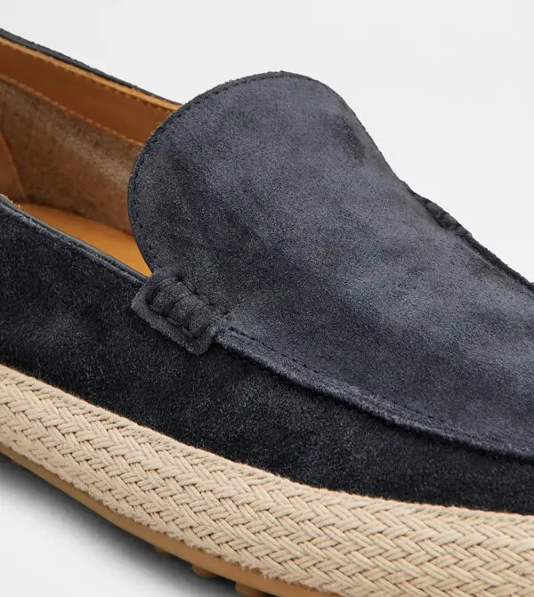 TOD'S Round-toe Loafers