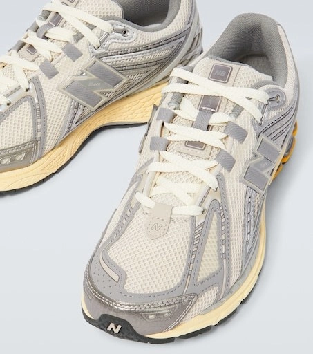 NEW BALANCE 1906r Sneakers