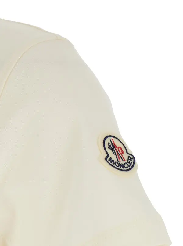 Moncler T-shirt With Embroidered Logo On The Front And Logo Patch On The Sleeve In Cotton - White