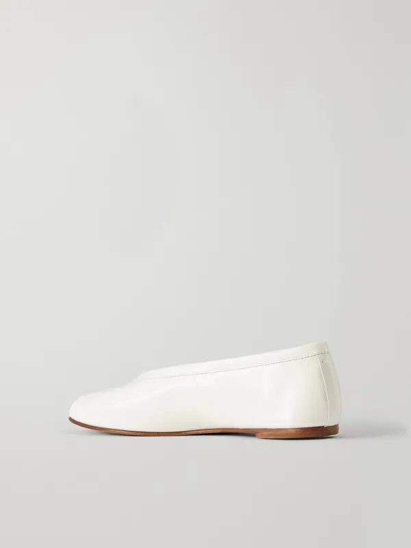 MAISON MARGIELA Tabi New Ballerina Patent Leather Flats - White