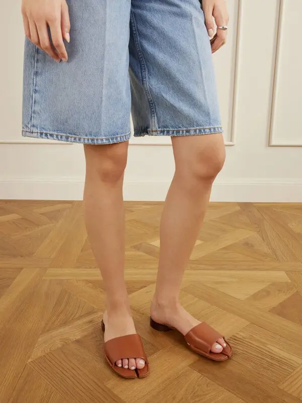MAISON MARGIELA Tabi Split-toe Leather Flats - Brown