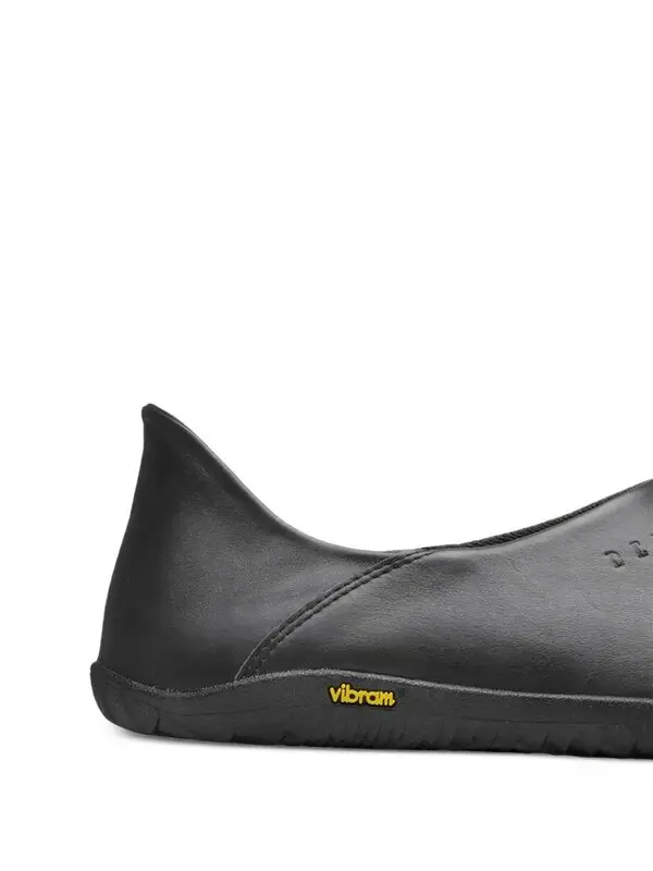 DEMON Dalmara Slip-on Sneakers