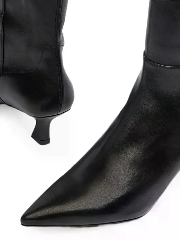 STUART WEITZMAN 5050 Vinnie Boot 50 Pointed-toe Boots