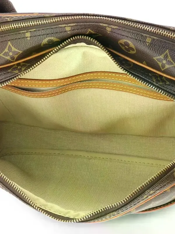 LOUIS VUITTON Reporter Bag Monogram Canvas Pm Crossbody Bag