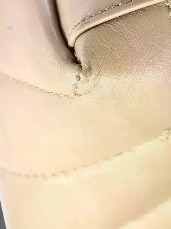 Saint Laurent Loulou Matelasse Chevron Leather Small Shoulder Bag - Neutrals