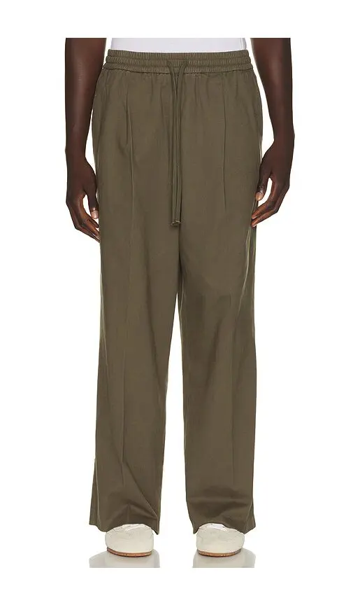 Fear Of God Pleat Front Drawstring Pant In Green