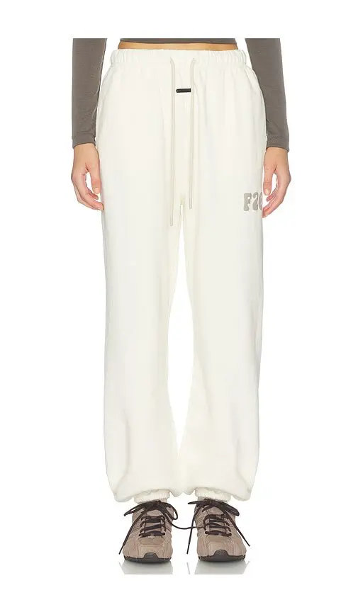 Fear Of God Classic Fleece Sweatpant In Ivory - Washed Ivory